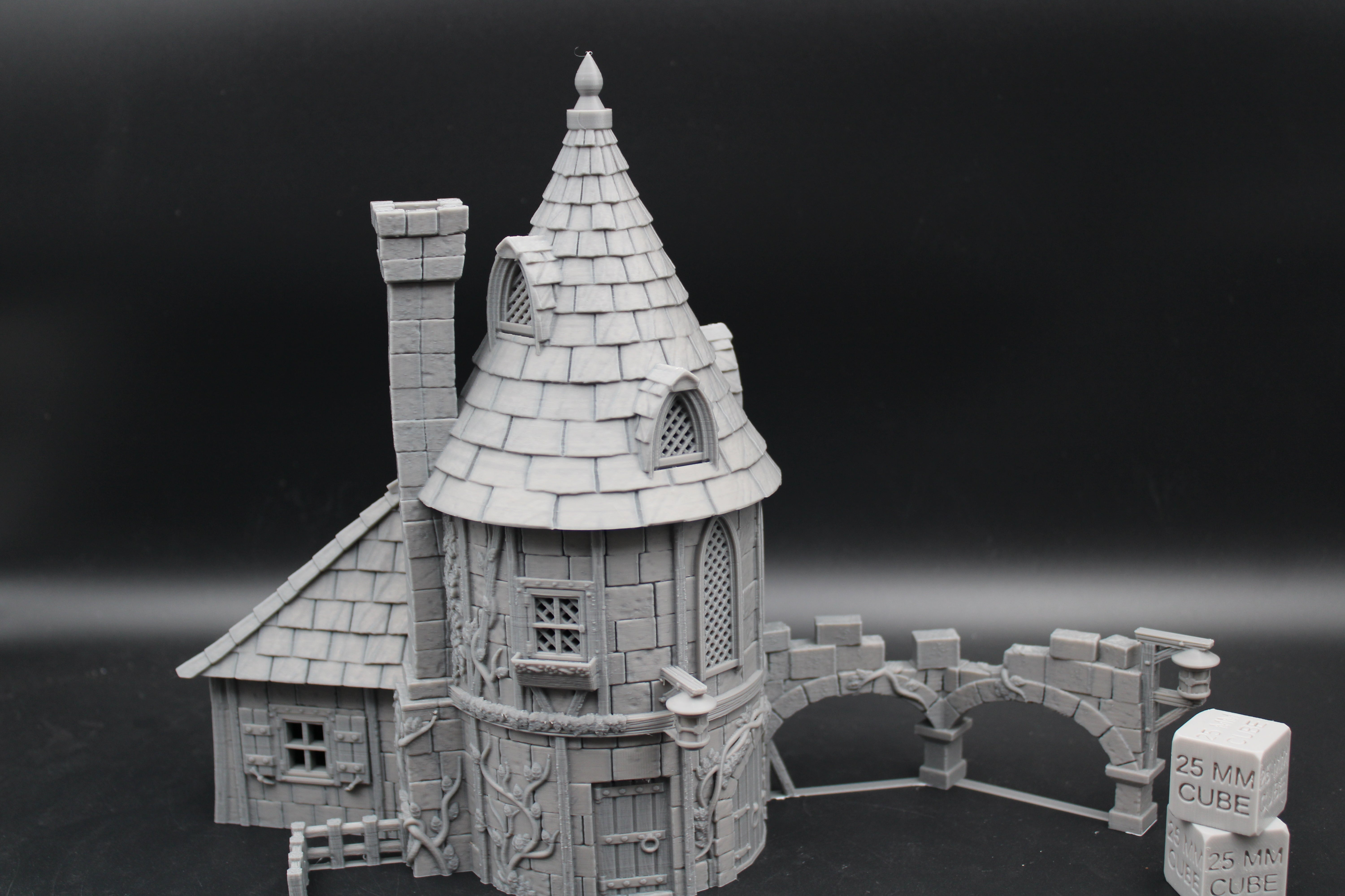 Tabletop Terrain Fantasy Young Wizard Tower House Dnd RPG wargame skir ...